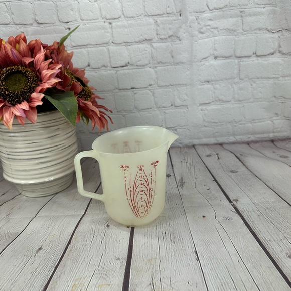 Tupperware | Kitchen | Vintage Tupperware Measuring Pitcher | Poshmark